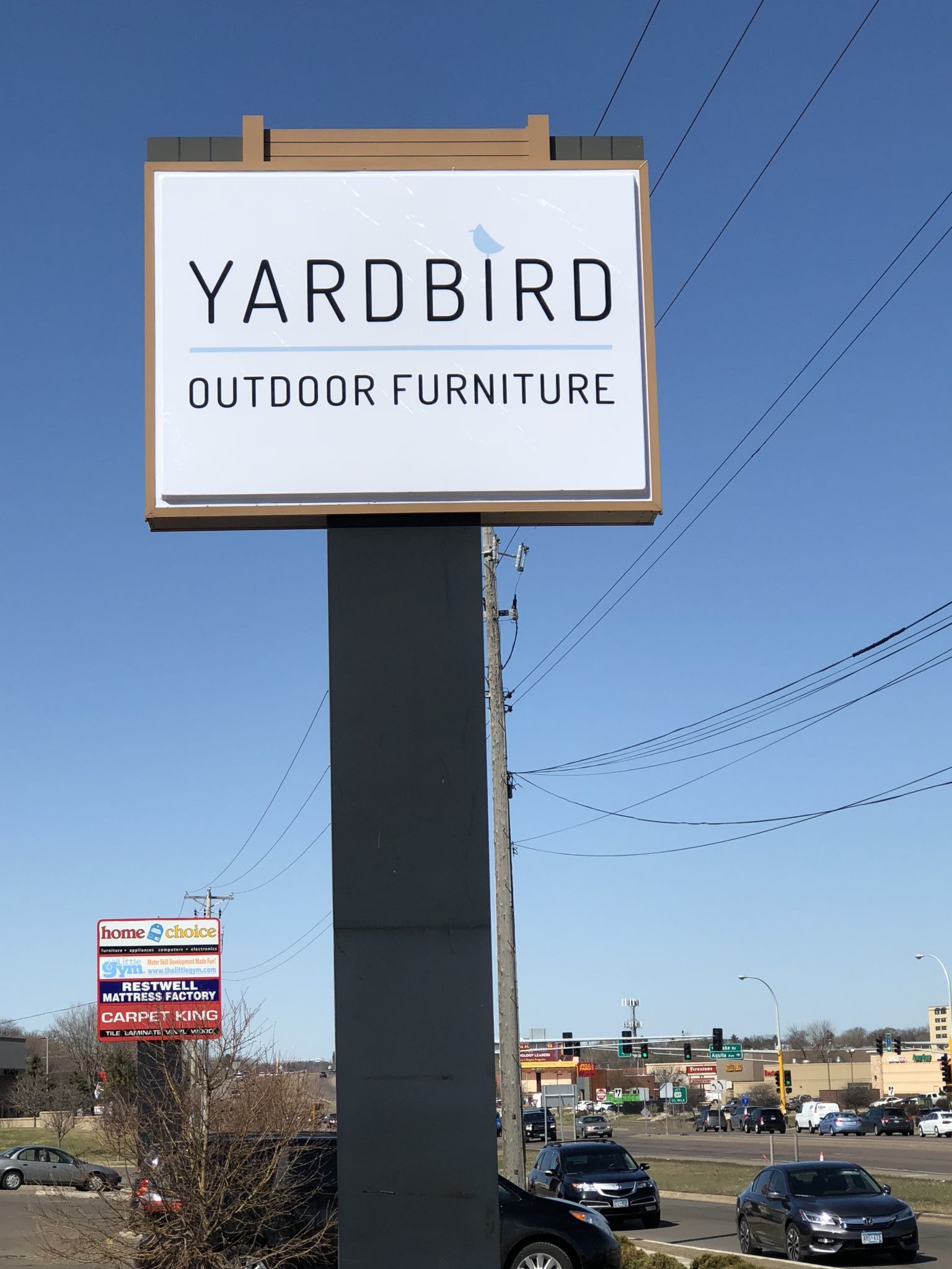 Green Bay Pylon Signs